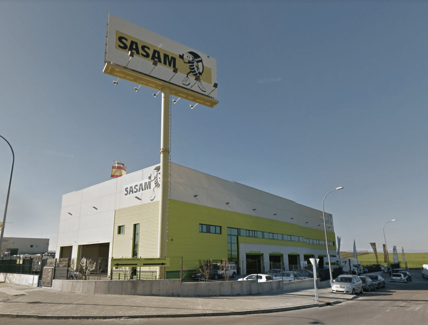 Construcción Edificio Taller Automoción y almacén de recambios. Sasam ...